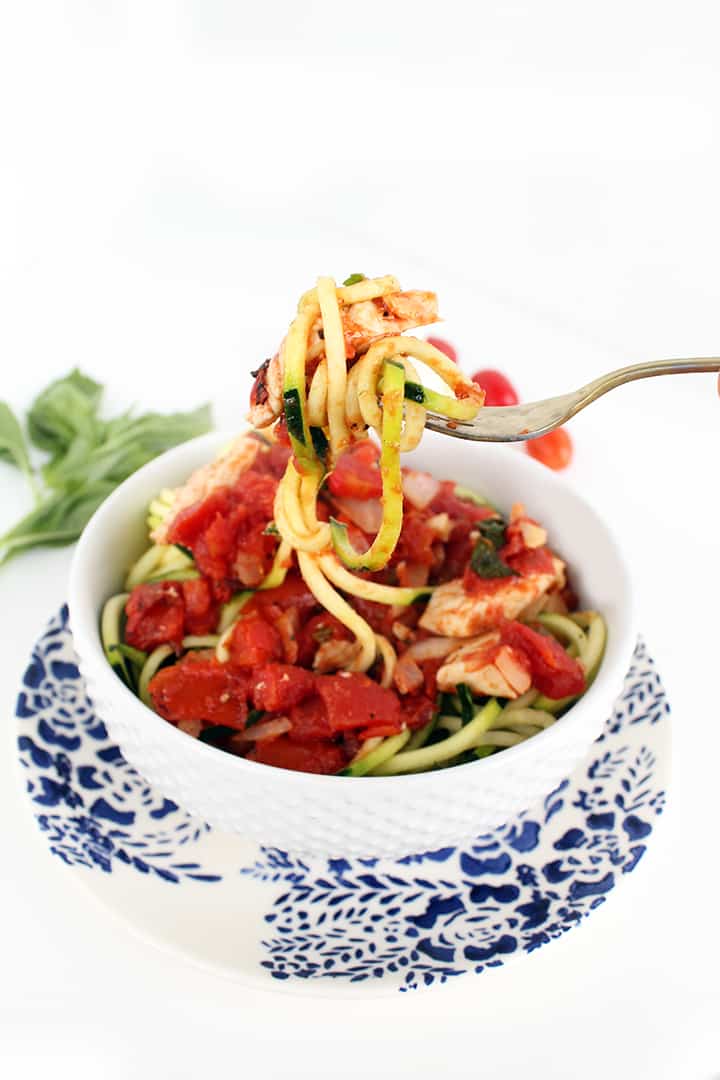 Inspiralized: Simple Chicken & Basil Pomodoro Zucchini Pasta